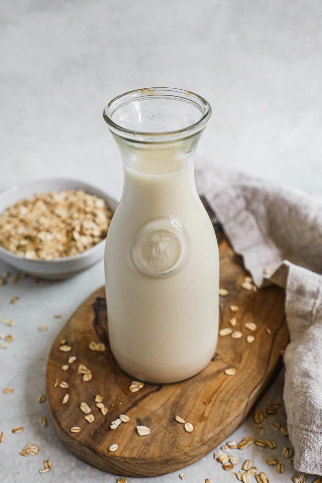 How to Make Oat Milk - Happy Gut Lucky